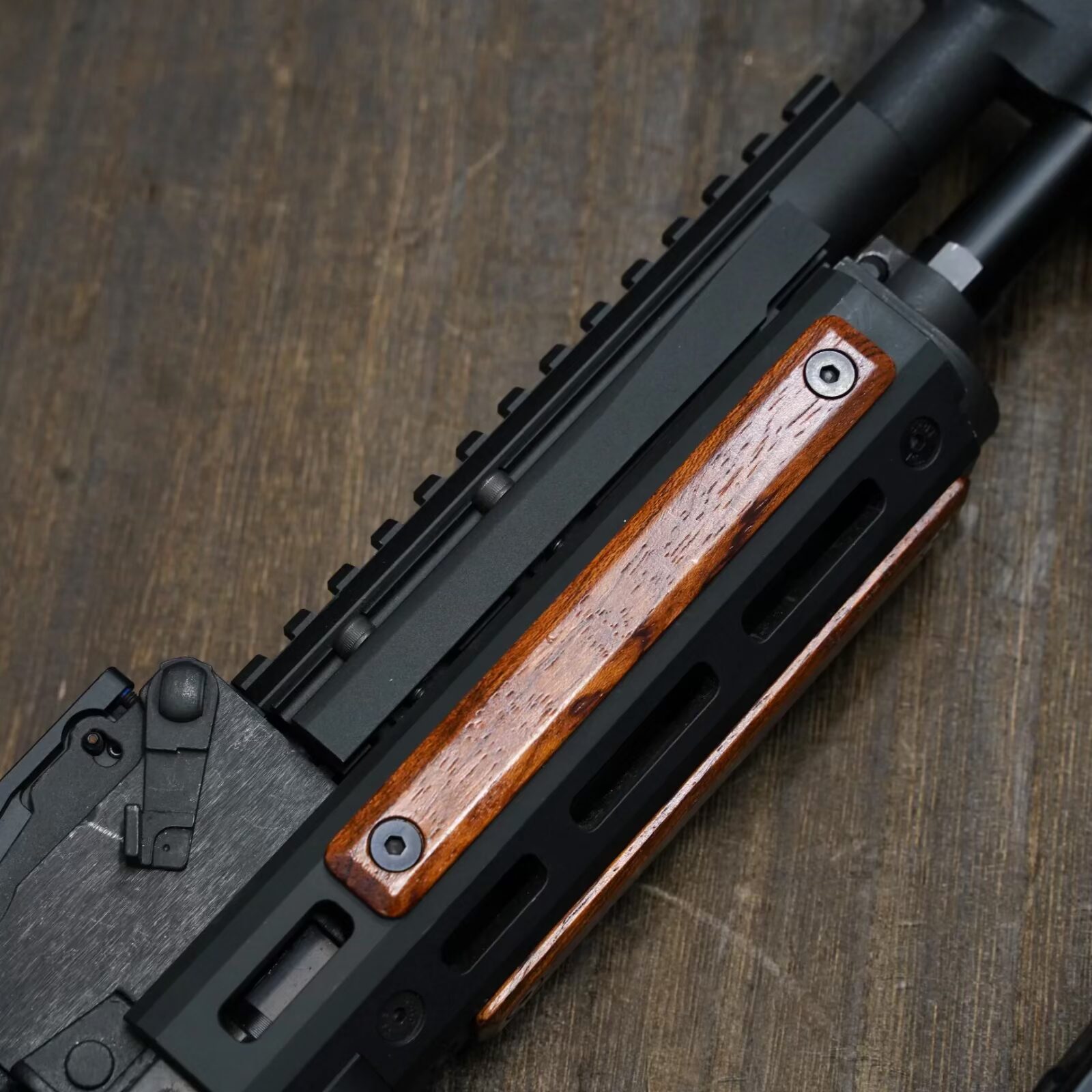 Rail cover MODEL (WOOD, Madera) - MK CUSTOM