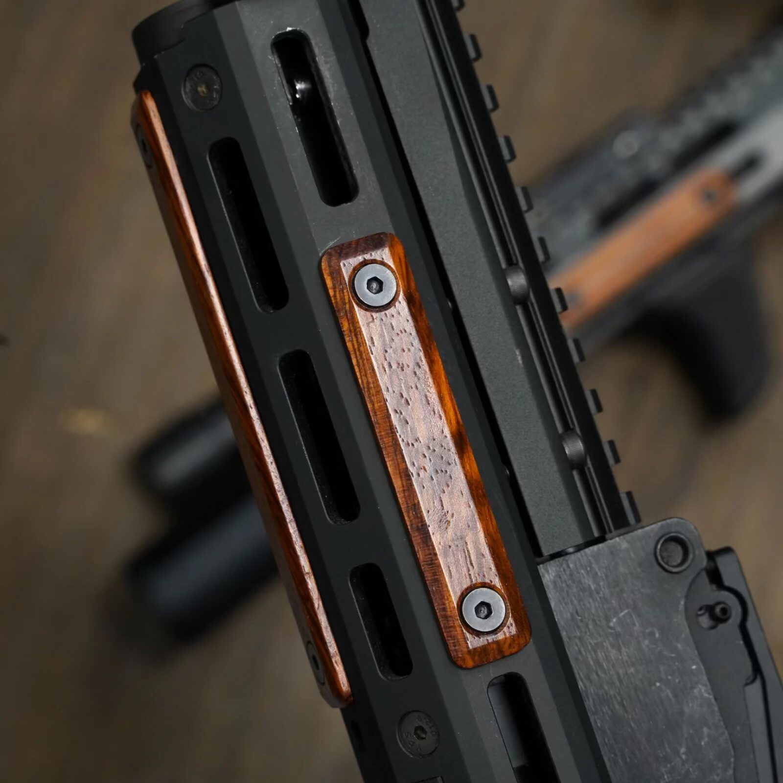 Rail cover MODEL (WOOD, Madera) - MK CUSTOM