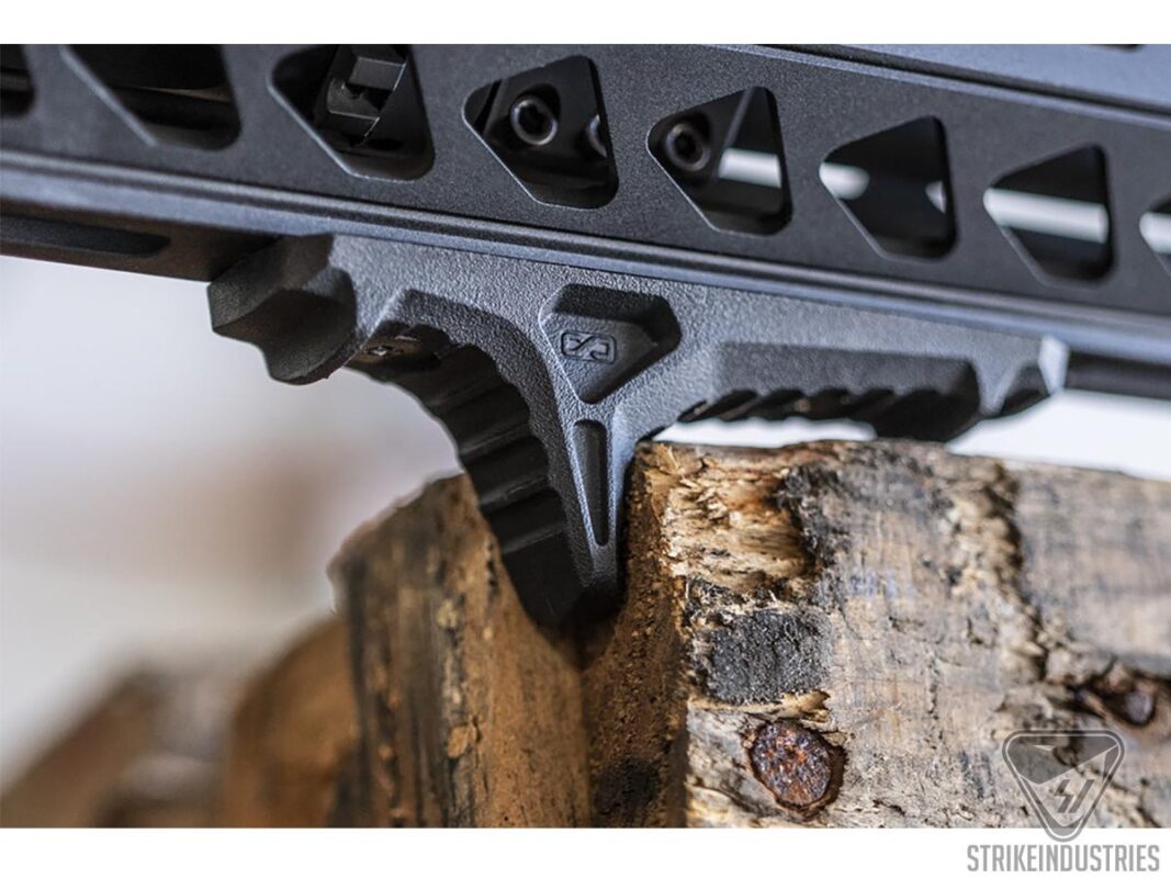 Strike Industries LINK Anchor Polymer Hand Stop (Negro) - MK CUSTOM